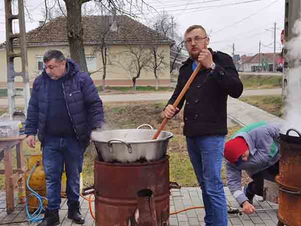 Norbert Mihai Spanik: Îmi doresc să transform Sintea Mare într-o comună ...
