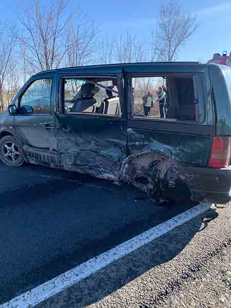Accident la Șimand: 3 persoane au ajuns la spital - Arad 24 - Știri ...
